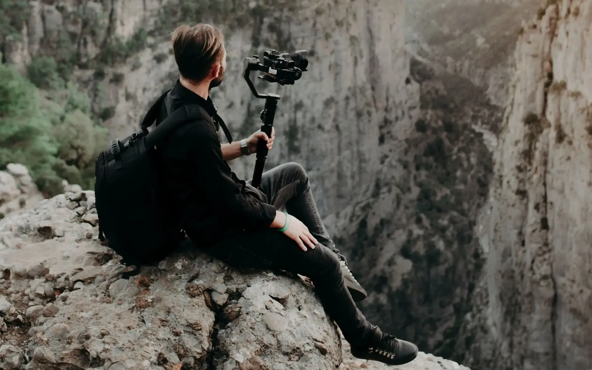 Find the Best Travel Songs for Your Content | Epidemic Sound