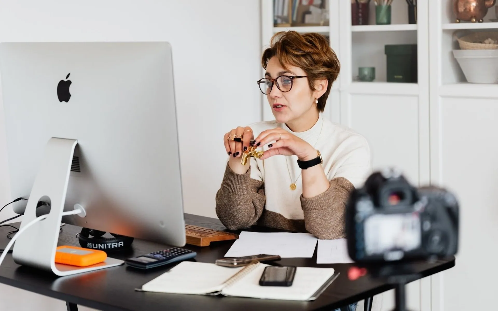 J Cuts & L cuts: Definitions & examples | Epidemic Sound