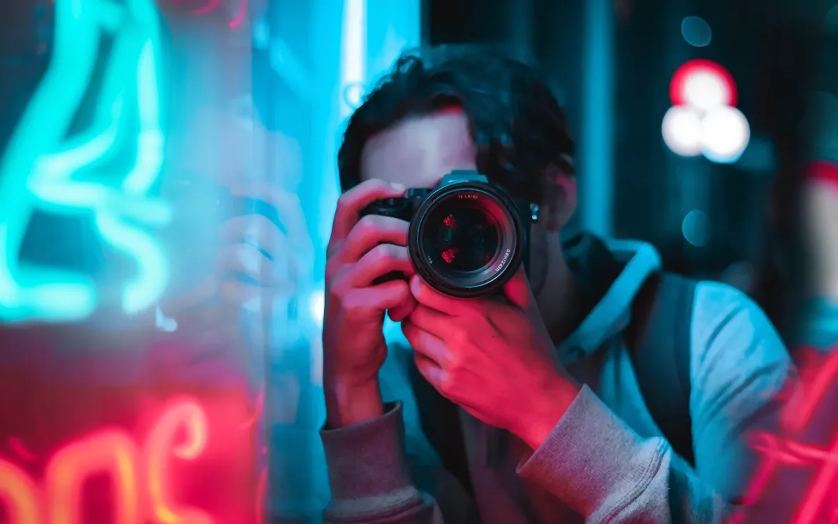 Camera lens quality: Sharpness, vignetting, & more | Epidemic Sound